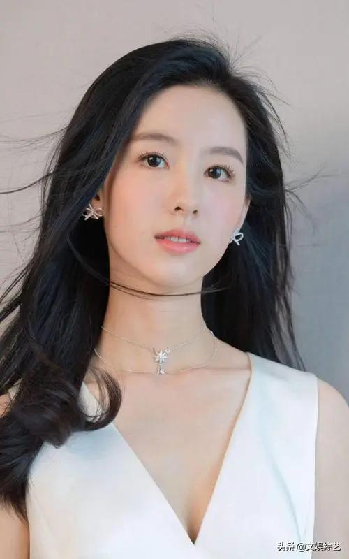 Gossip: Yang Mi, Lin Gengxin, Yang Zi, Chen Duling, Huang Jingyu, Zhang Jingyi, Lee Seung-hyun ...