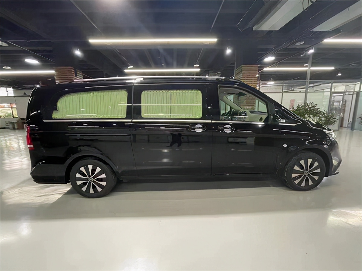 Mercedes-Benz Vito flat-top customized modification, super cost ...