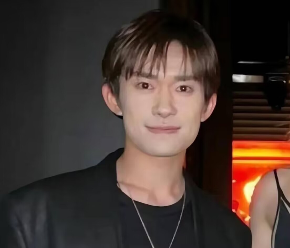 Gu Ailing posted a picture of Yang Ying and Yi Yang Qianxi's birth, and ...