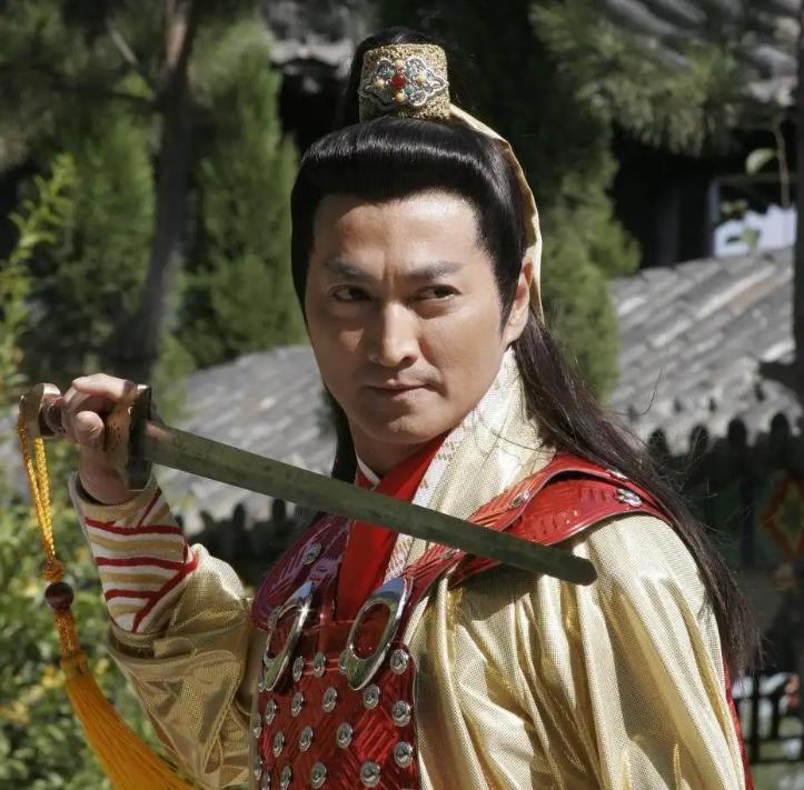 Bao Xing entered the temple by mistake. Seeing the woman dressed up, he ...