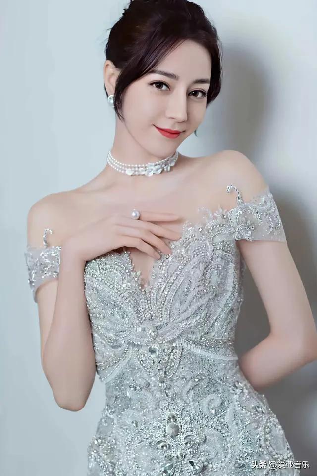 40 beautiful pictures of female stars - iMedia