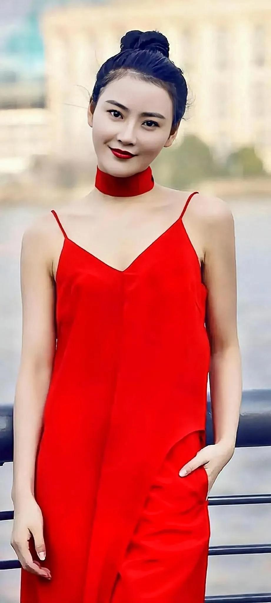 Wu Dan deserves to be the champion of Miss World, with fair skin and ...