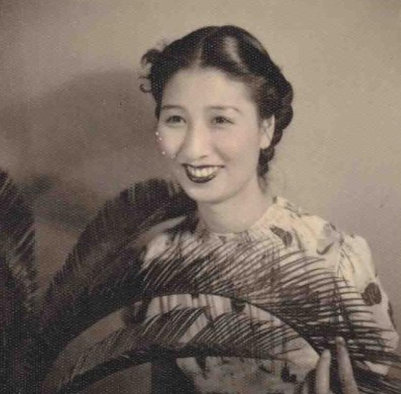 In order to get rid of the traitor, she did not hesitate to be his ...