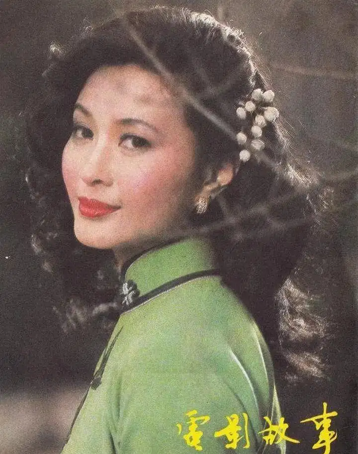 The actresses who were printed on the calendars in the 1980s and 1990s ...