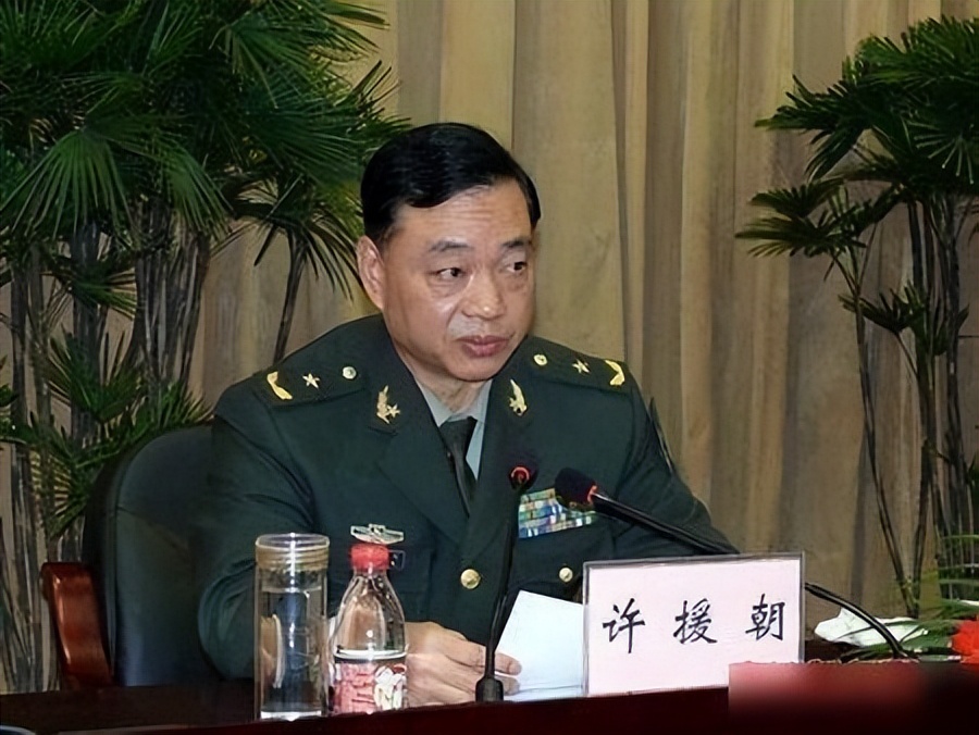 Xu Yuanchao: Xu Shiyou's son, joined the army at the age of 16, became ...