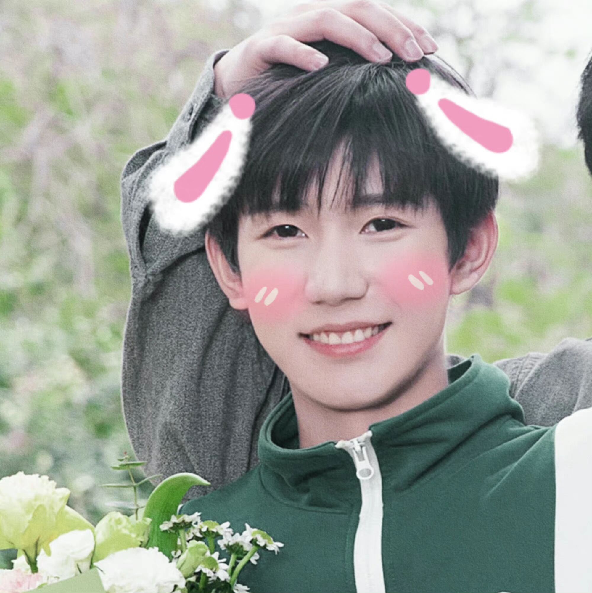 Fans of Wang Yuan sang, but he didn't appear in the show, but his son ...