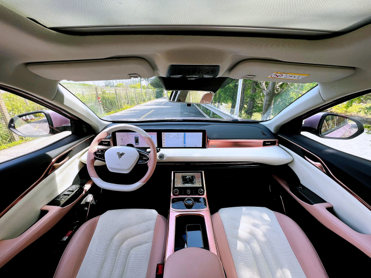 Nezha U-II610 is the first choice for self-driving trips in spring with ...