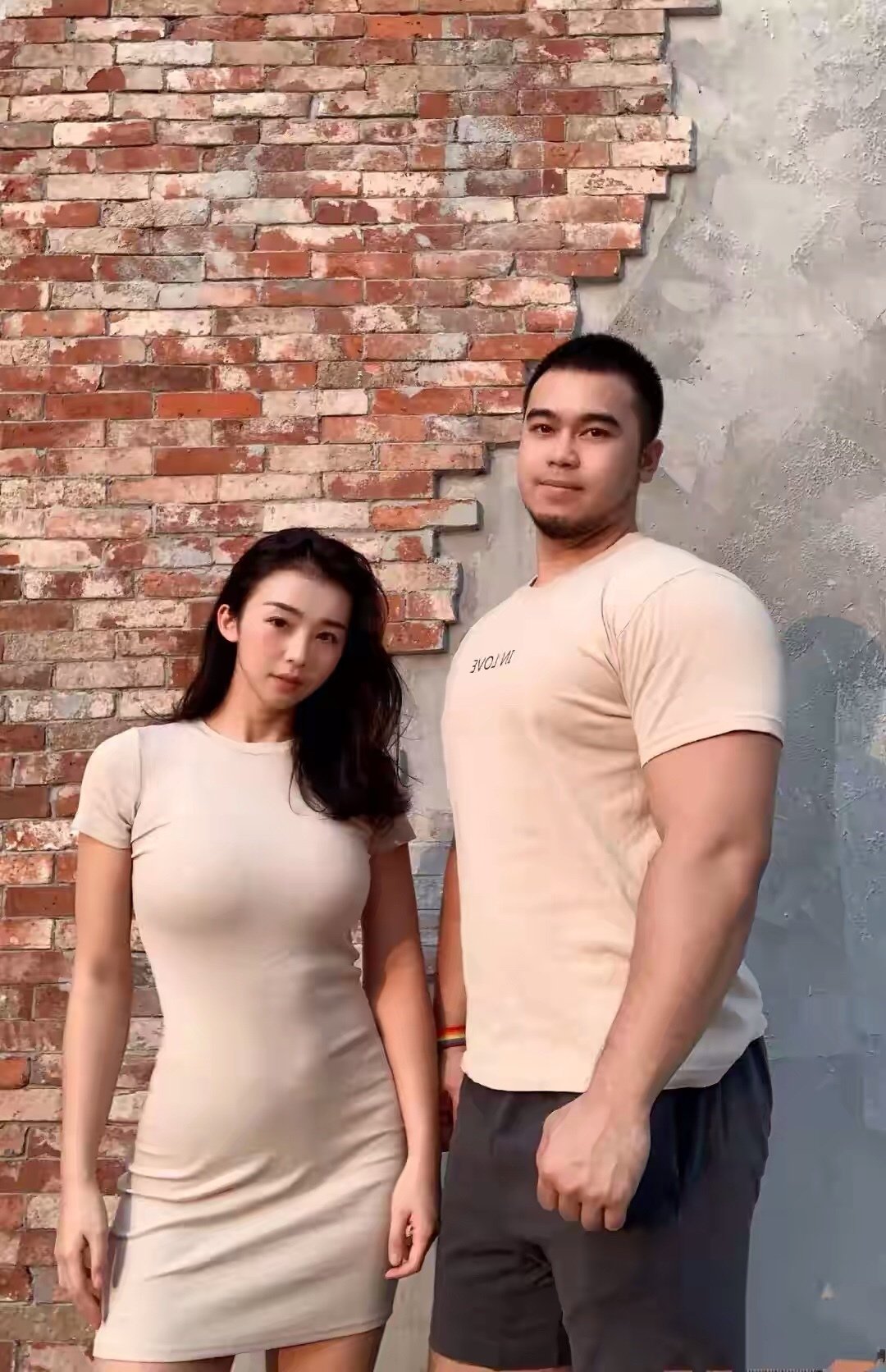 Human Barbie Zhang Manyuan!The graceful figure does not lose to ...