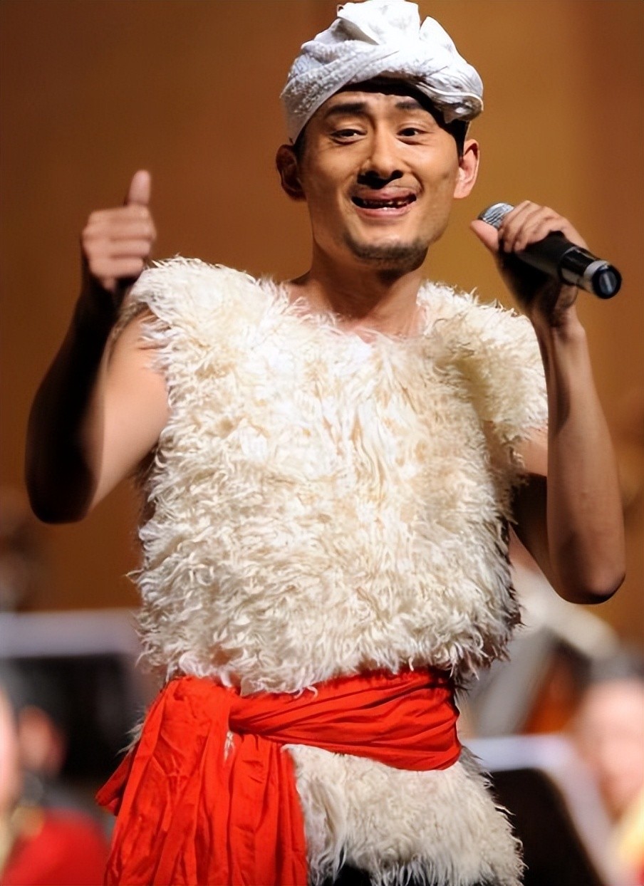 Facts have proved that A Bao, a singer who begs for food by "pretending ...