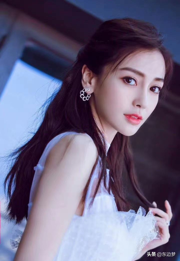 Angelababy Yang Ying's smoking video caused controversy - iMedia