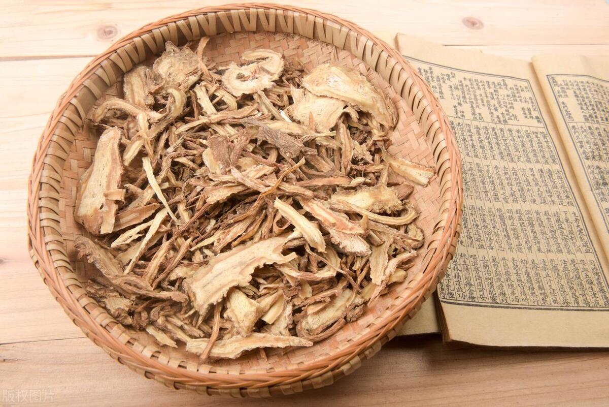 The essence of acne is that the small intestine is obstructed, and the ...