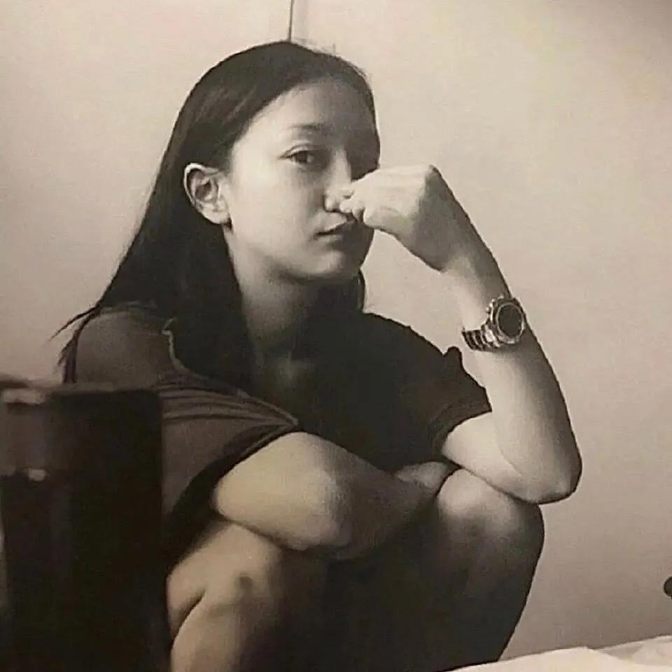 North Qu Ying South Zhou Xun Zhou Xun - iMedia