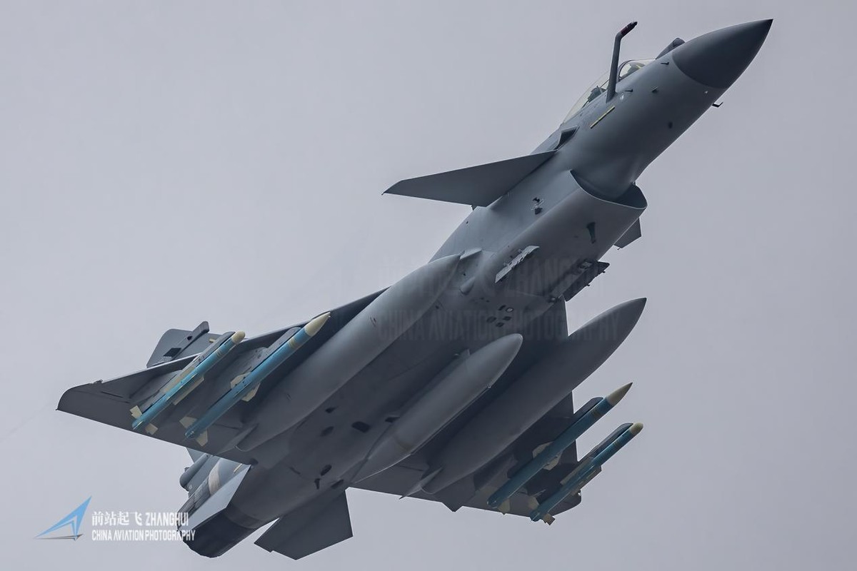 The People's Liberation Army patrolled Taiwan with 232 fighter planes ...