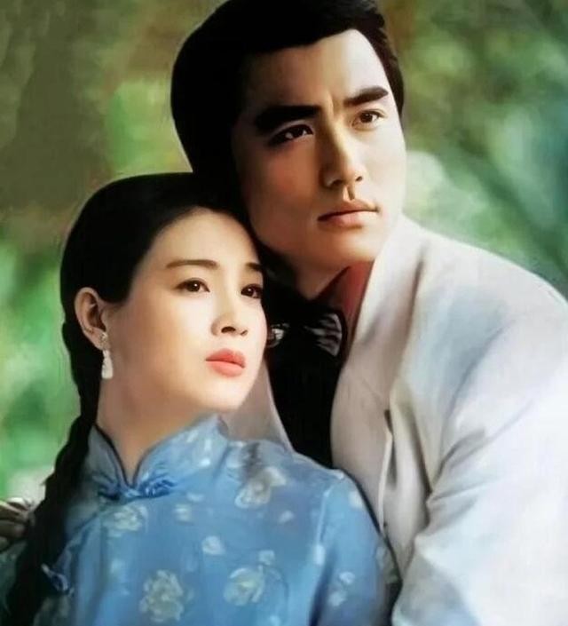 After watching the Republic of China drama starring Zhao Mingming and Hu Bing in 1997, I finally ...