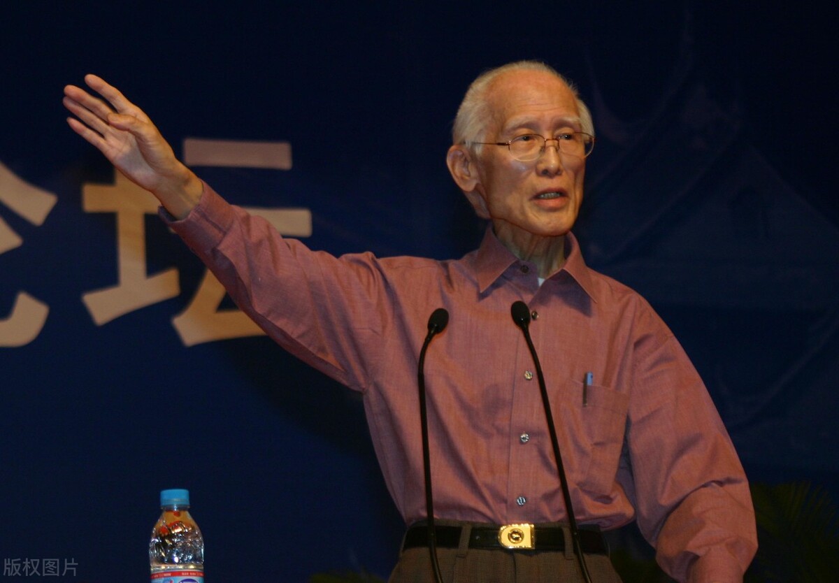 A famous contemporary poet, these ten lines of Yu Guangzhong are ...