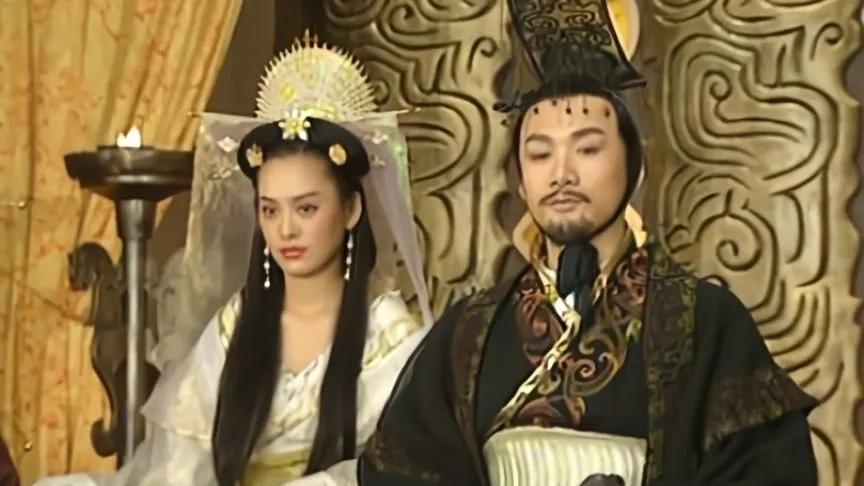 After the empress dowager Zhao Ji became a widow, Lao Ai, a man from ...