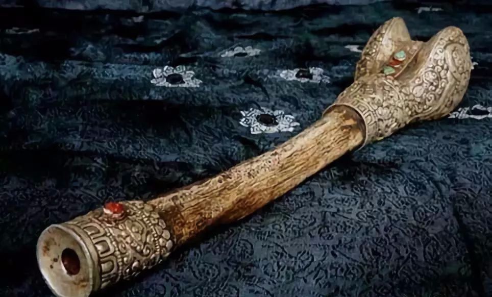 Human skin thangka, human bone instruments... Don't enter if you are ...