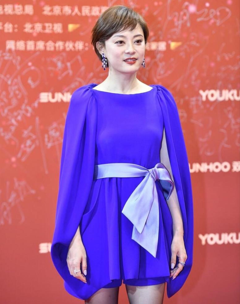 Re Yizha choked up, Wang Lei covered his mouth, the Feitian Awards ...