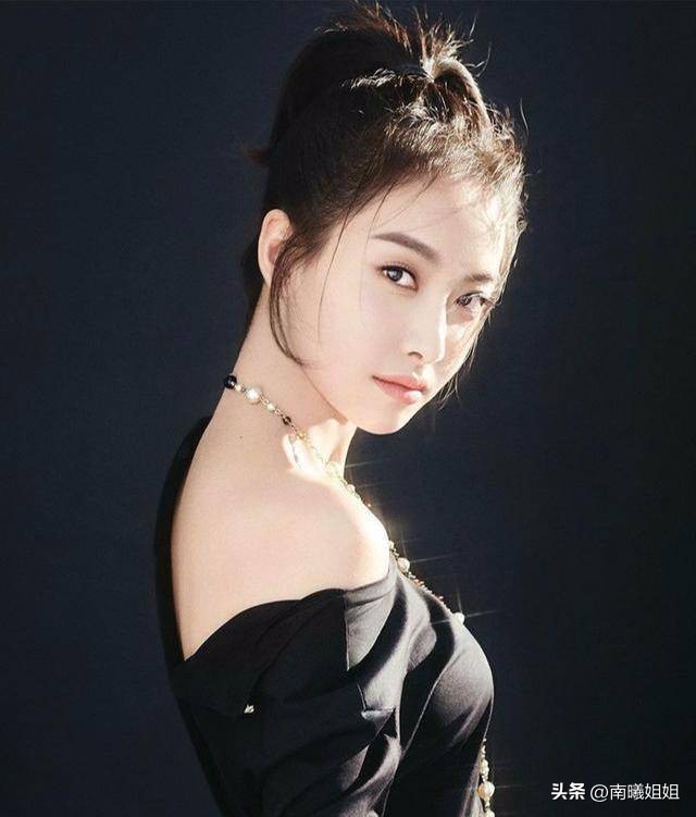 What is "collapsed nose", "exposed nostrils" is what really reduces the ...