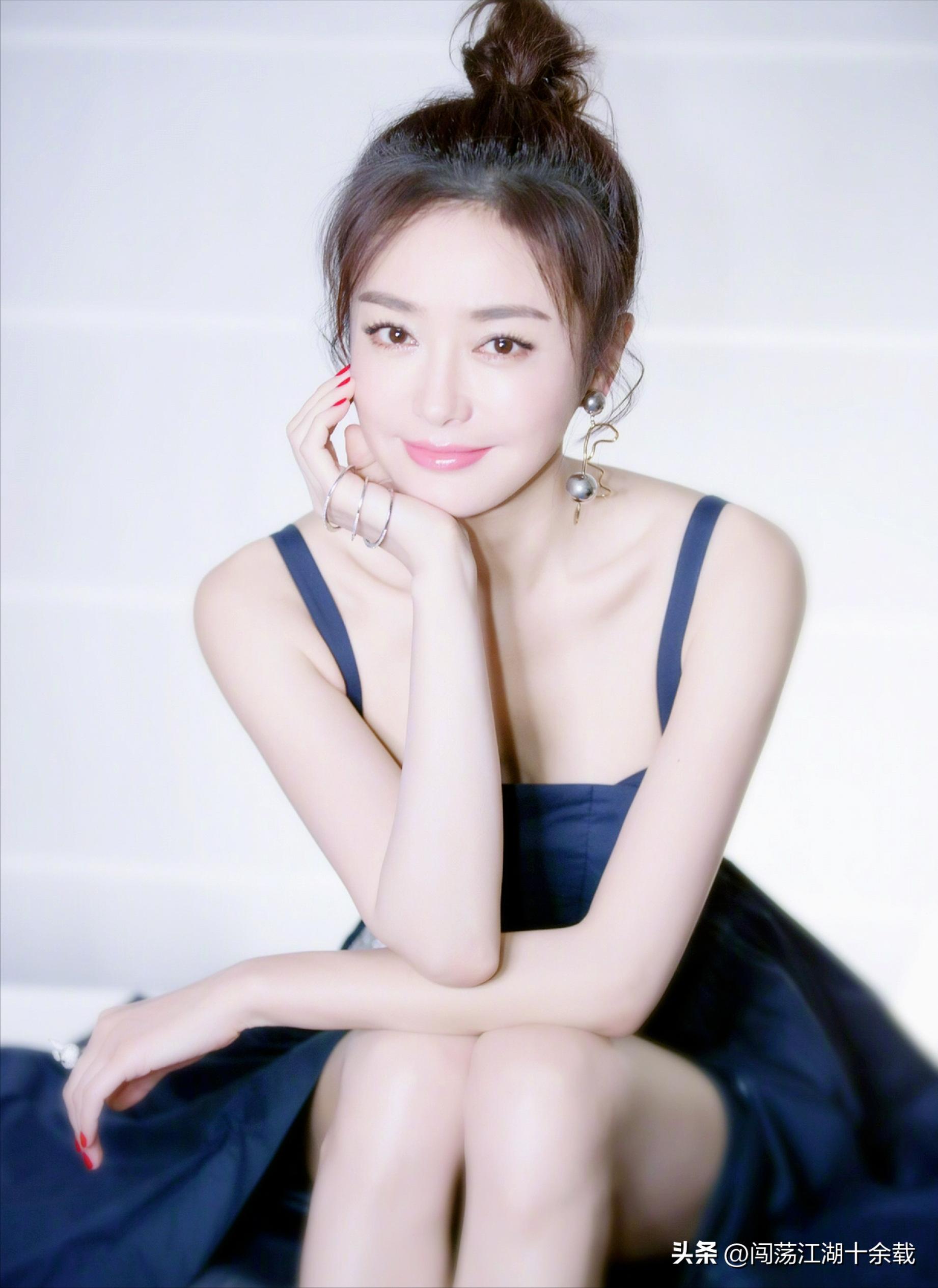 Qin Lan and Wei Daxun traveled together in Hainan intimately. Netizens: The goddess wants to ...