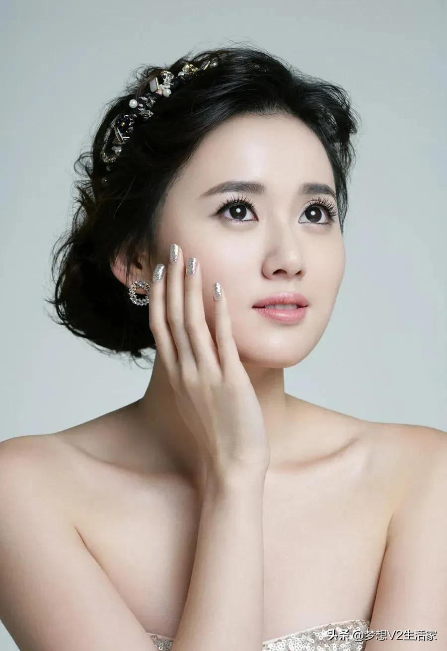 Oxygen beauty Jiang Kaitong, lovely girl next door temperament - iNEWS
