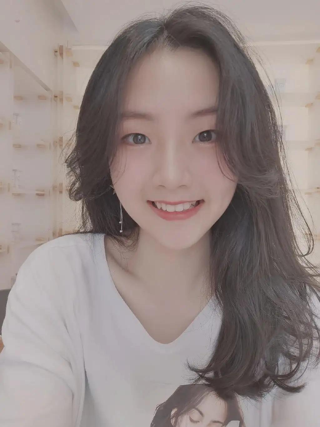 Mingyang Entertainment—Beauty Star—Guo Qin - iMedia