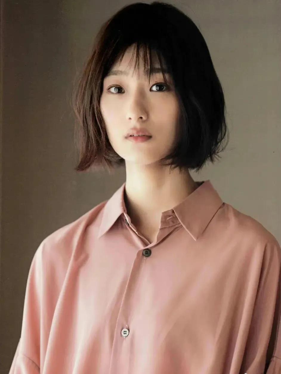 Sakurazaka 46 Inoue Rina - iNEWS