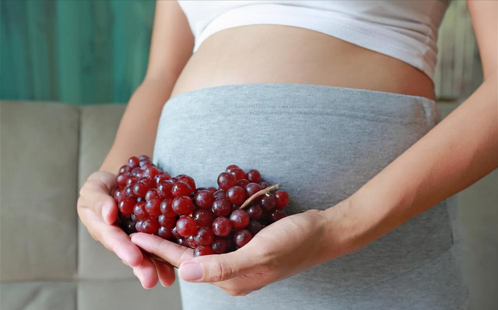 Folklore: Eat more grapes after pregnancy, and the baby will have round ...