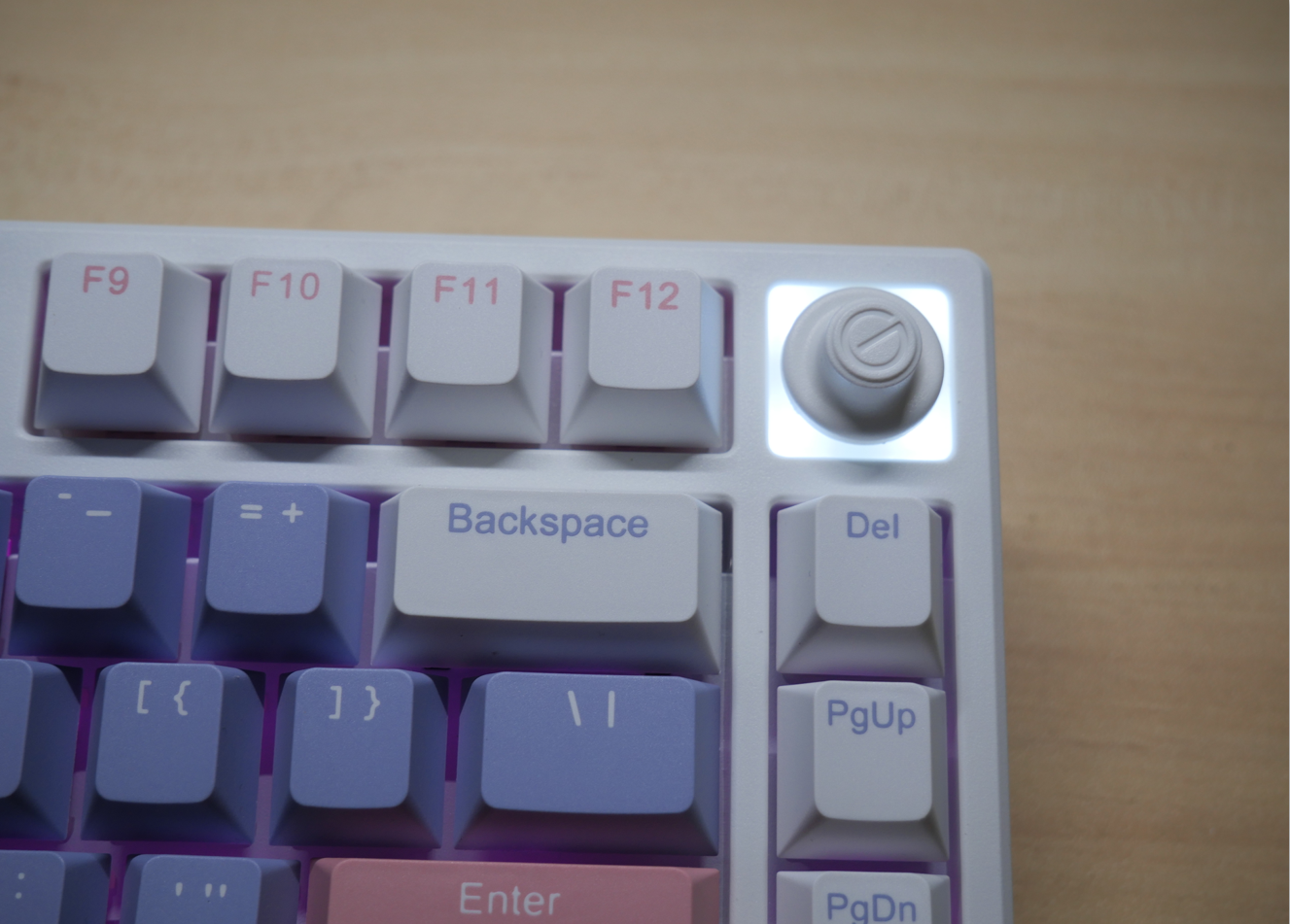 A joystick brings a new hot spot for mechanical keyboards, Hello ...