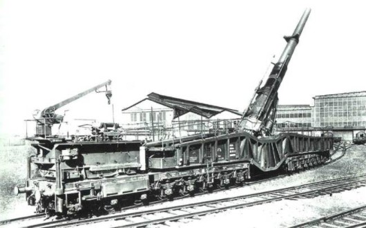 Former German, one of the secret weapons, 38cm Leopold series Siegfried ...