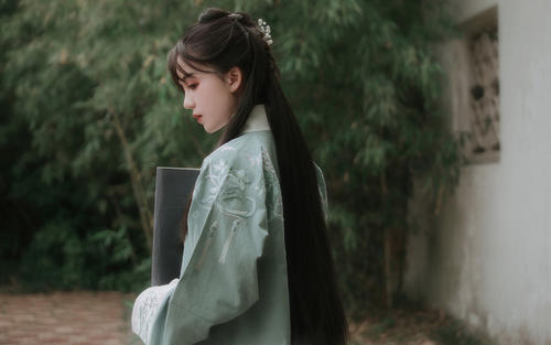 Lin Siniang, the "General Yuhuan" in "Dream of Red Mansions", is a ...