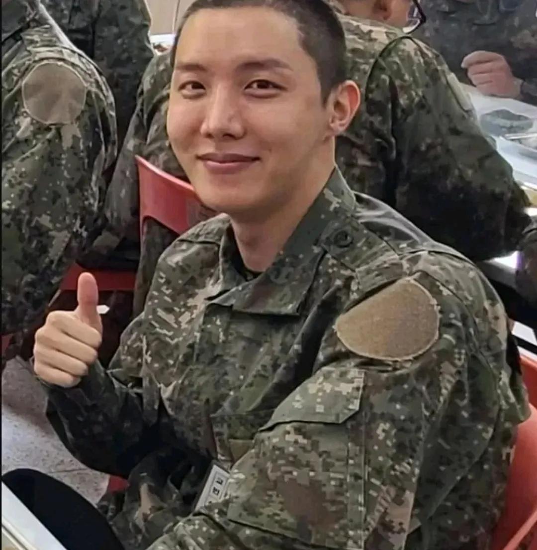 "The food in the Korean army is so good?" BTS member J-hope revealed ...