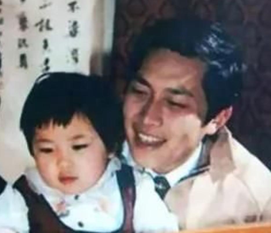 Tang Guoqiang's daughter Tang Li: Her mother committed suicide and ...