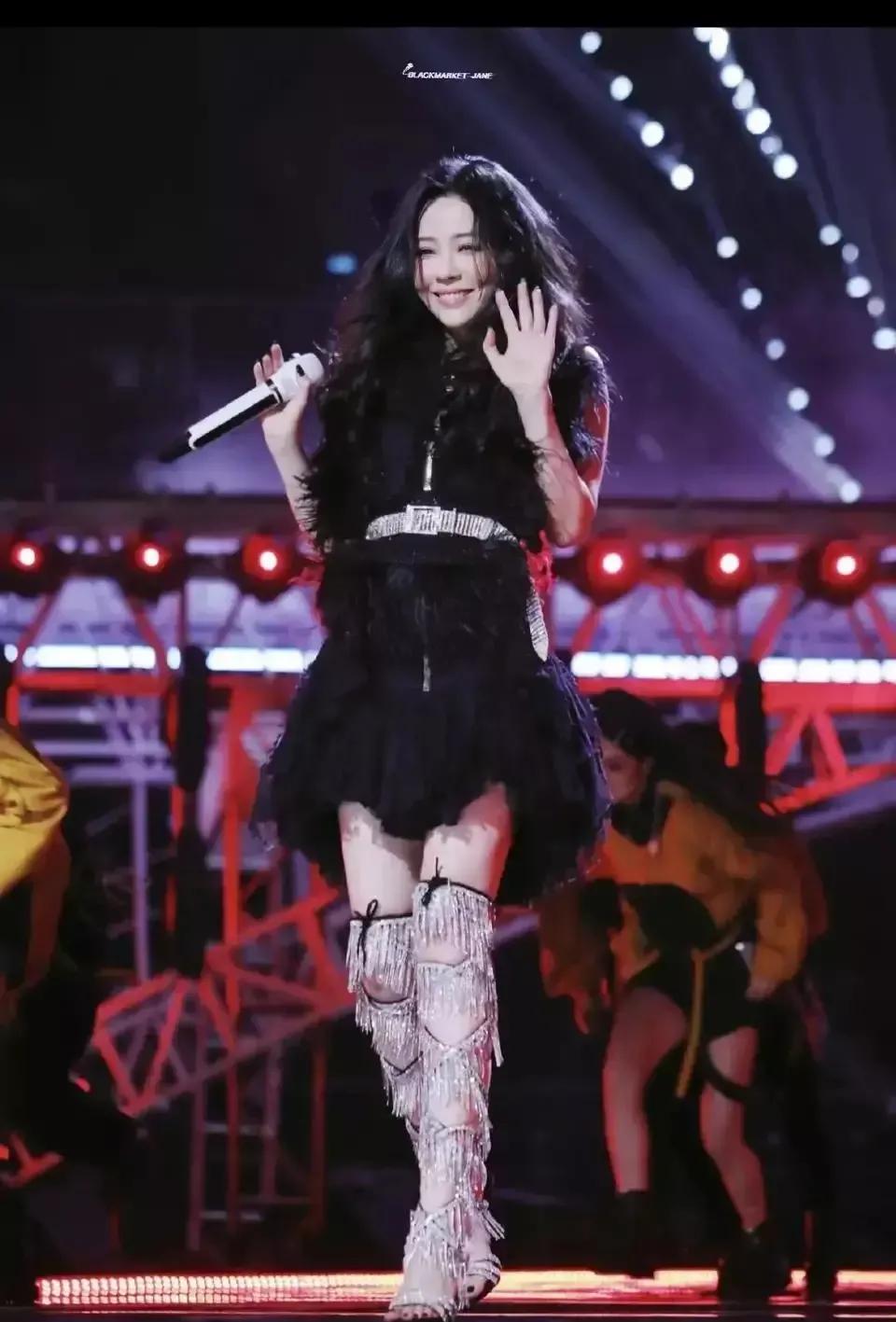 Singer Yang Kun: "The Chinese music scene has gone back at least ten ...