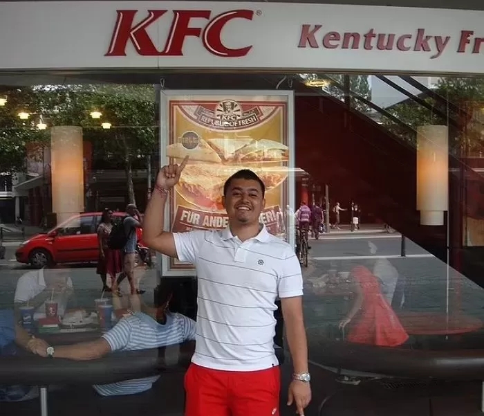Because I like KFC so much, I went to 50 countries around the world to taste and selected the ...