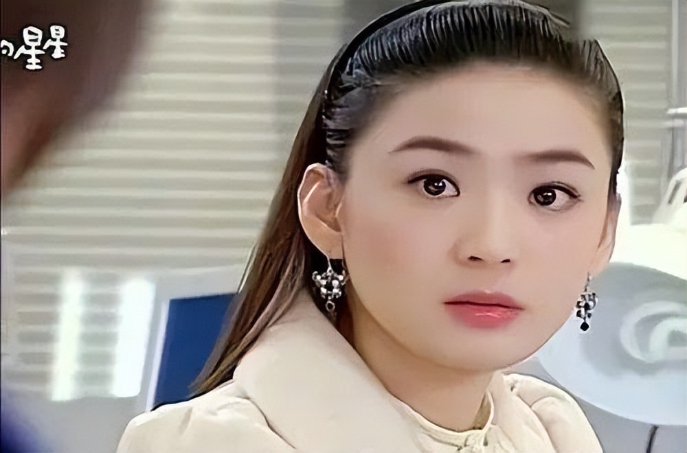 Hong Xiaoling: Born as a model, she created the classic "Ou Yaruo". - iNEWS