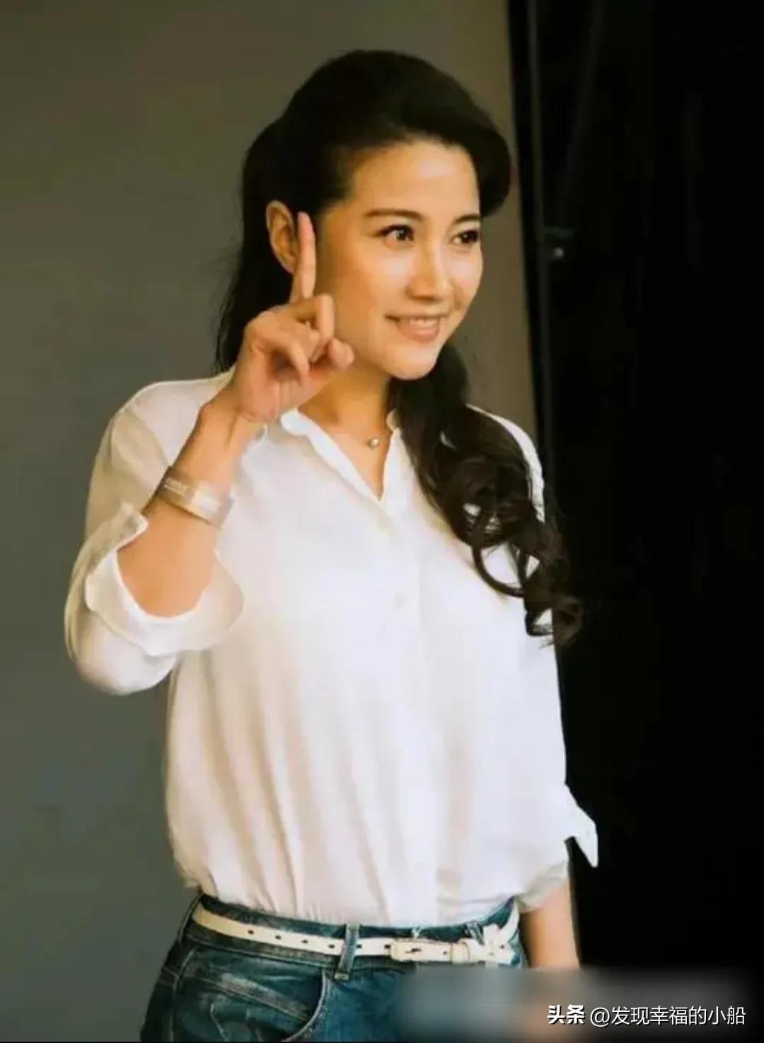 The little-known things behind the golden rooster actress Yan Bingyan are touching - iNEWS