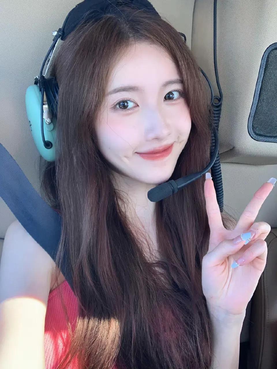 The pink girl sisters are not only beautiful, but also have a stable ...