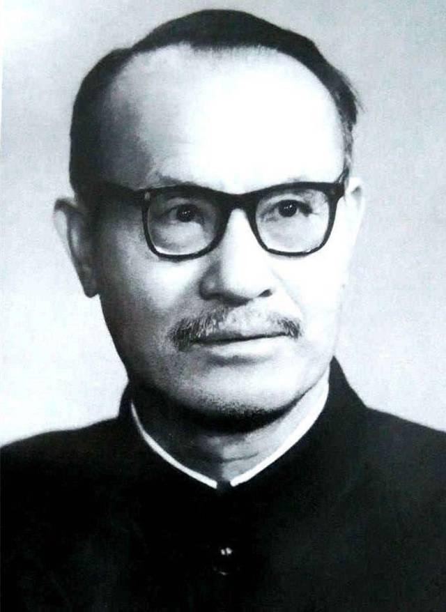 He is very senior but only awarded major general?He used to be Lin Biao ...