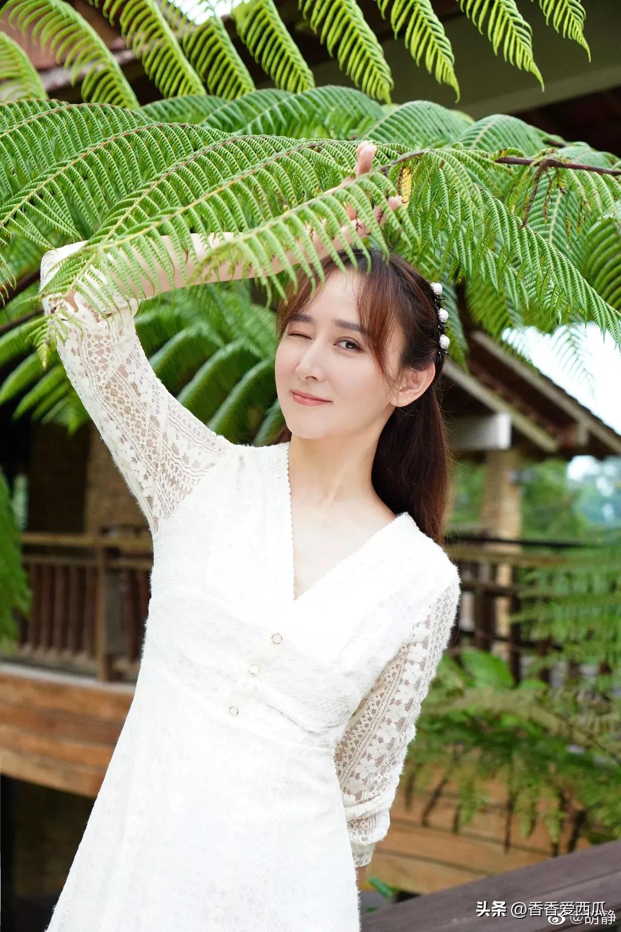 girl Hu Jing - iNEWS