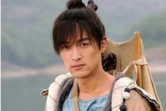 At the 25th Shanghai Film Festival, Hu Ge Dapeng became the film king "Double Yolk Eggs" - iNEWS