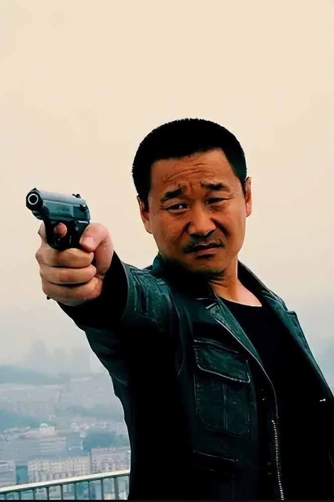 "Emperor" Wang Jingchun, met nobleman Lang Chen, married his wife Li Jing off-screen, and was ...