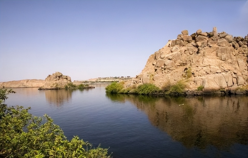 Research on the Environmental Interaction between Ancient Egyptian ...