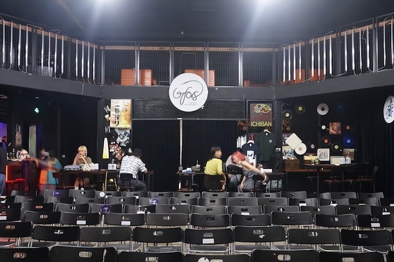 Shanghai Xuhui Ruiping Road Multifunctional Performance Theater - iNEWS