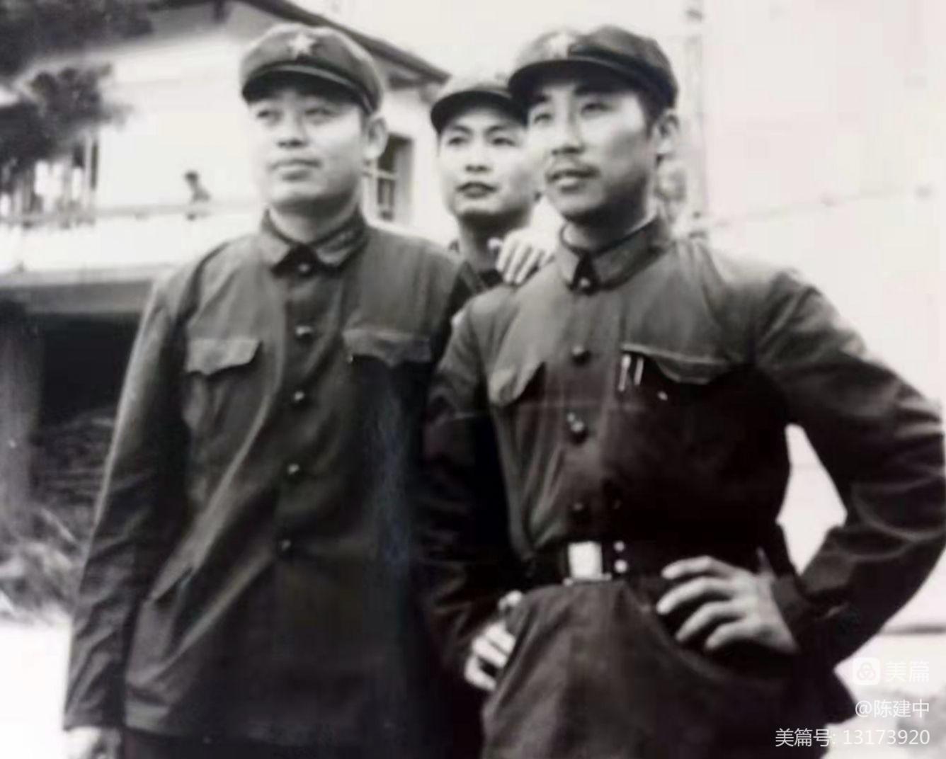 Military Past: Communication Soldier Du Zhengqian - iNEWS