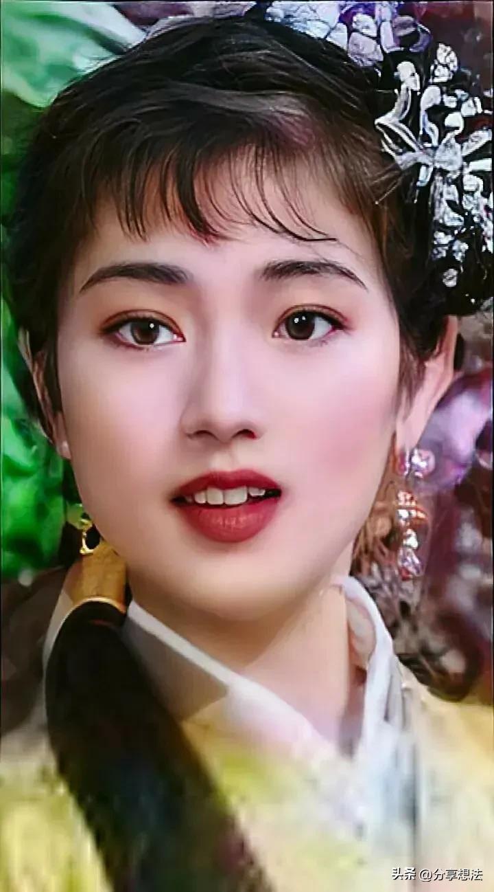 Gong Li star wallpaper (2) - iNEWS