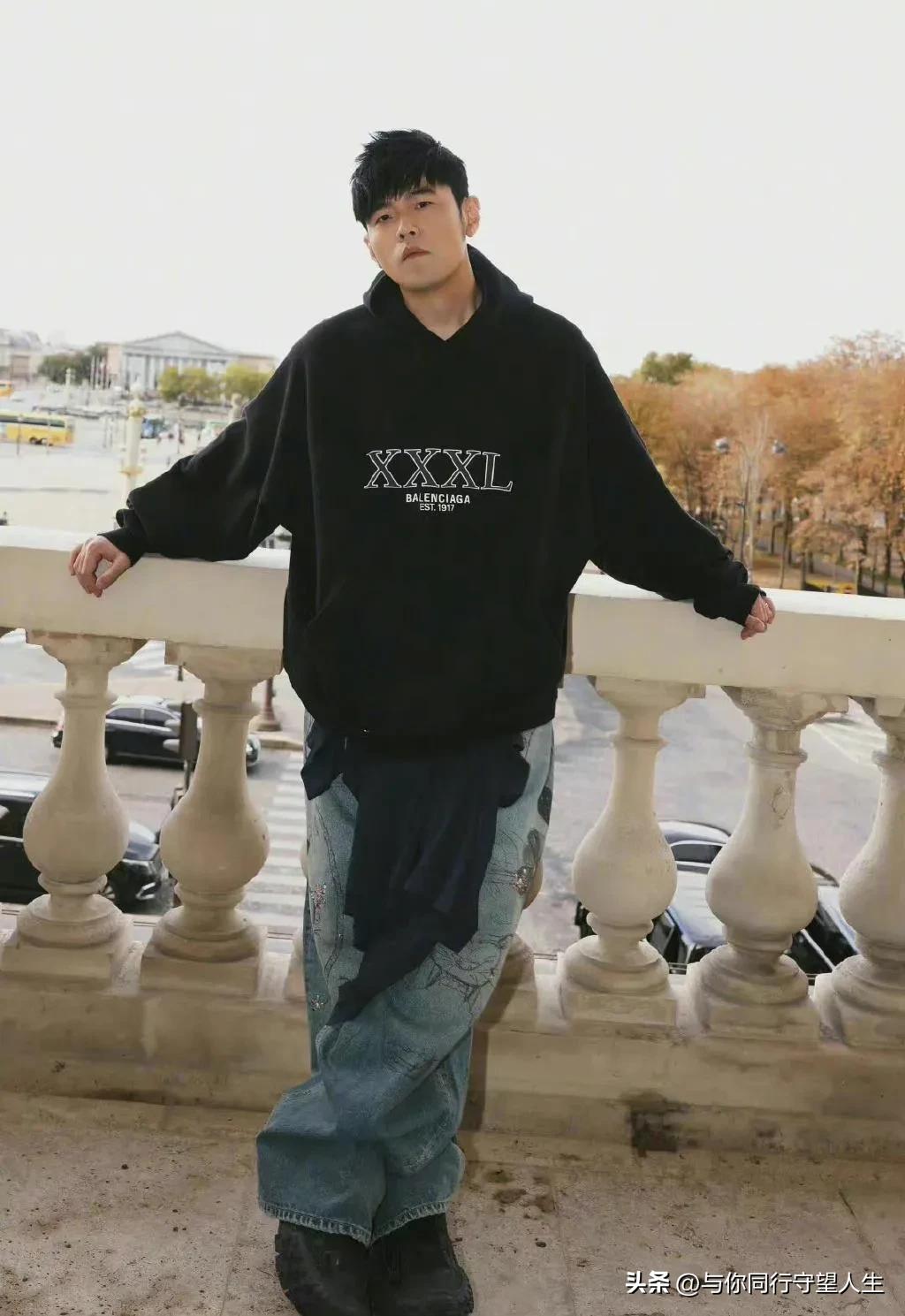 Jay Chou and Kunling participated in Paris Fashion Week, sharing the ...