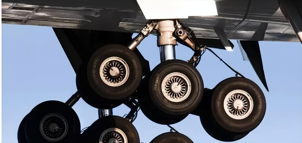 Aircraft Main Landing Gear Shock Absorbers: Delivering a Smoother ...