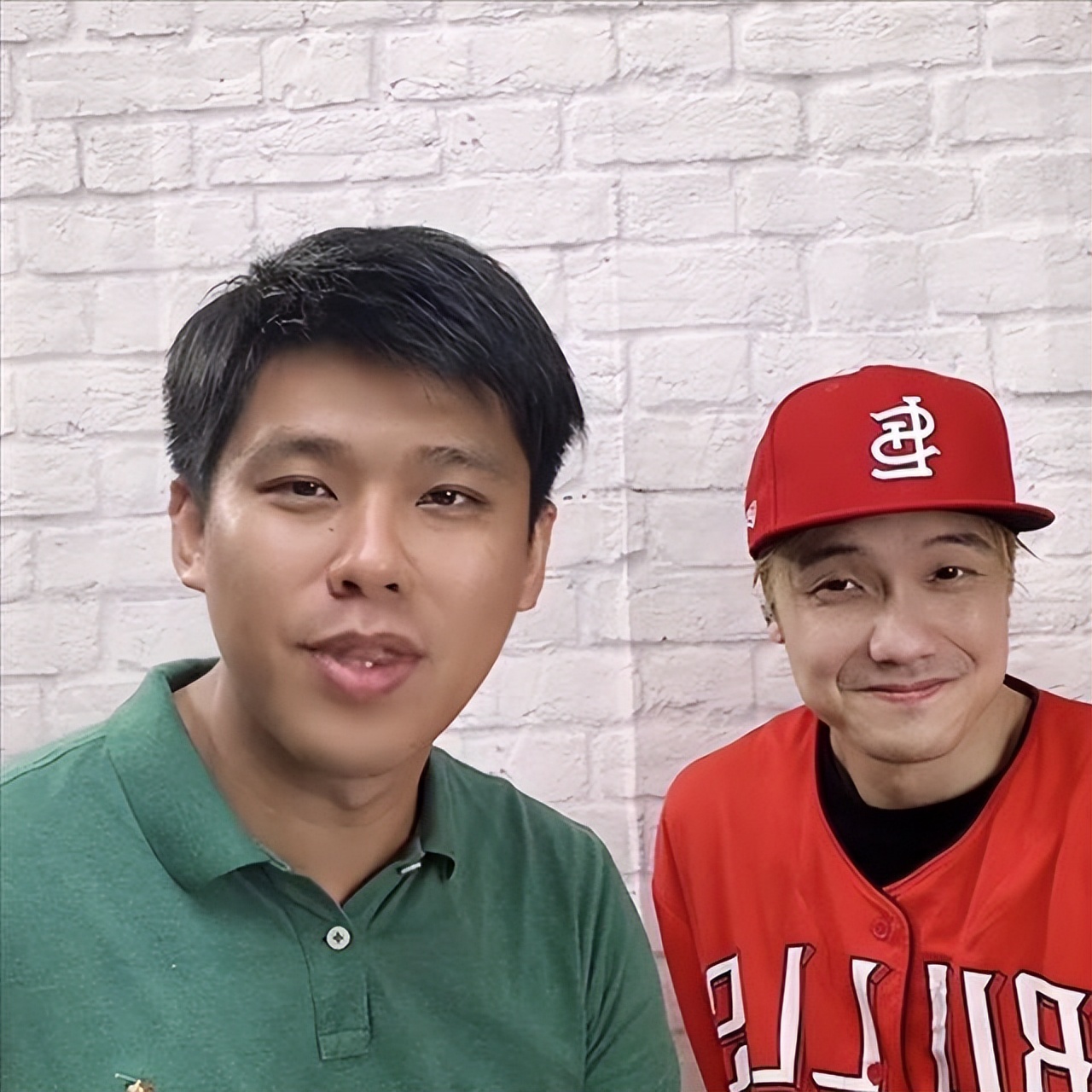 He Junxiang was revealed to have cheated on a hotel and kissed a hot girl. The paparazzi ...