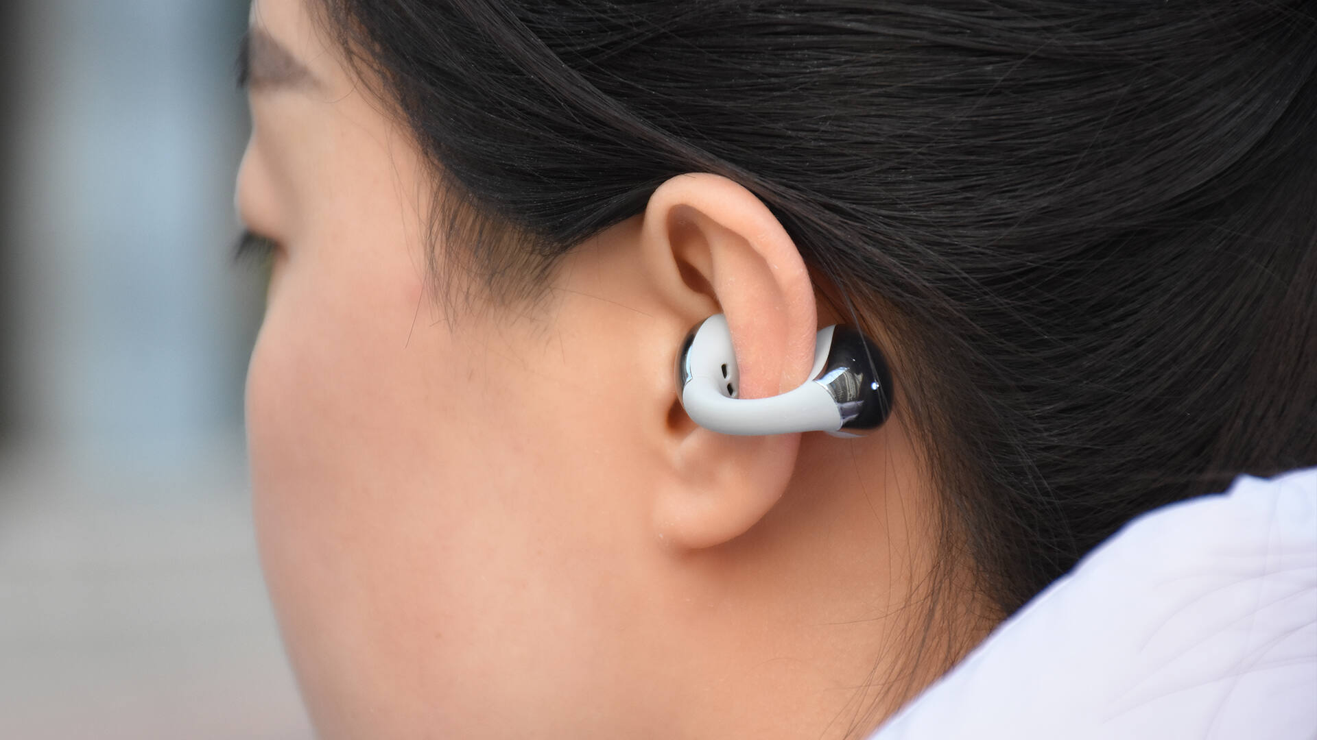 QCY C30S open ear-clip headphones: a bucket-level headphone priced at ...